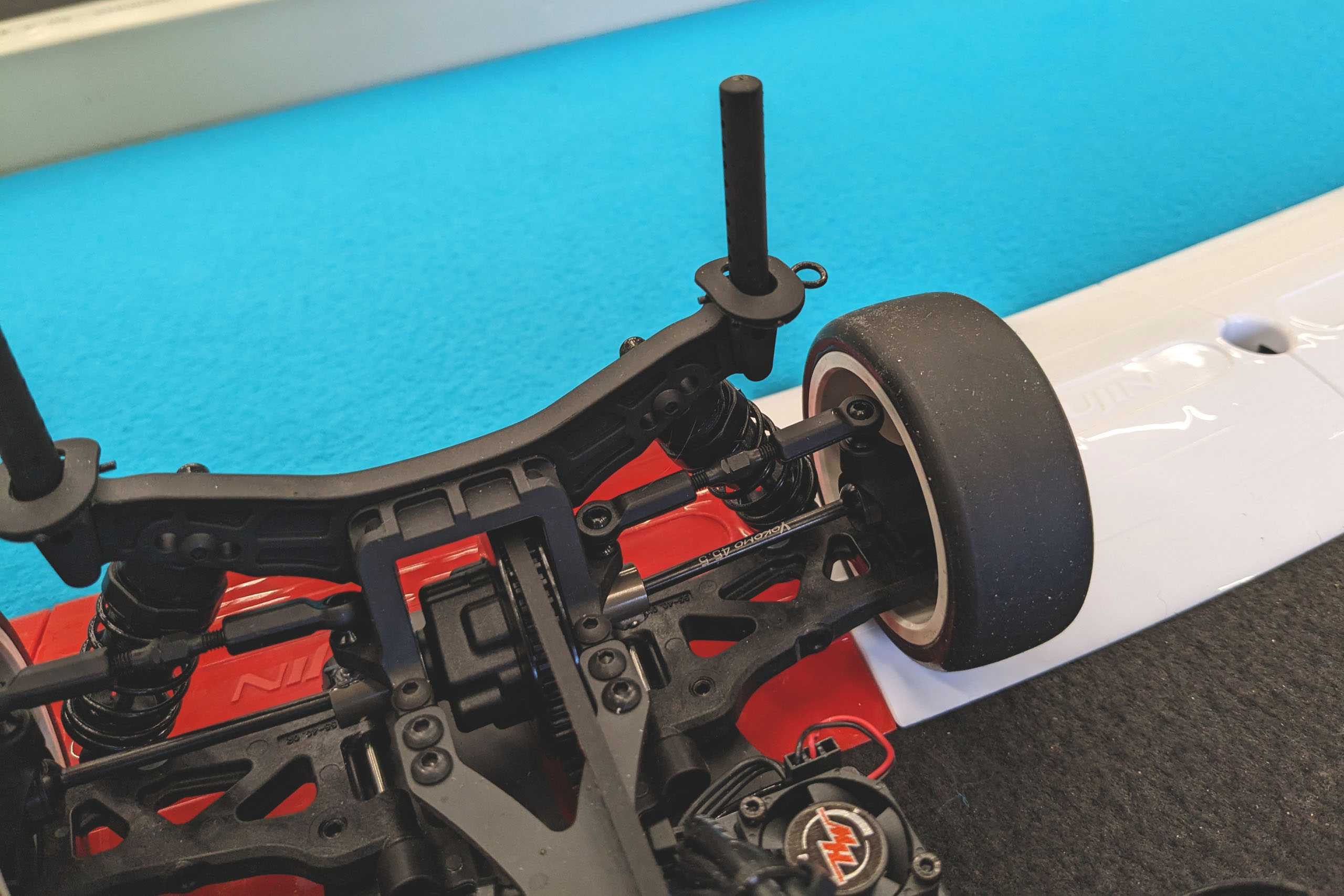 OverRC.com, le site de la voiture radio-commandée électrique.